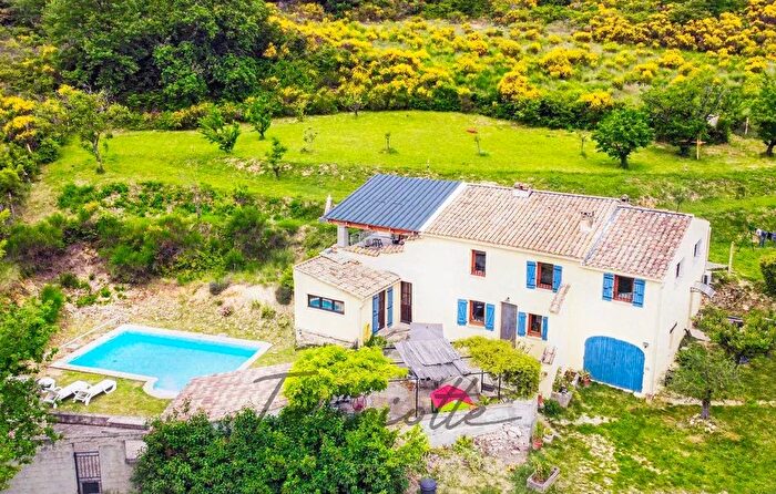 Maison 8 pièces à vendre à Visan