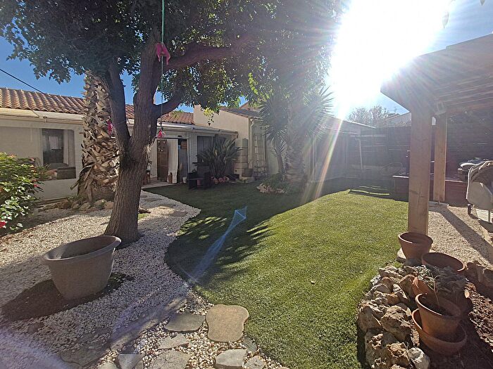 Maison à vendre - Frontignan, La Ville - 7 pièces - 5 chambres