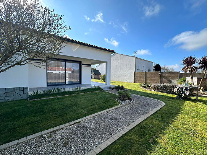 Maison à vendre - Le Girouard - 4 pièces - 3 chambres