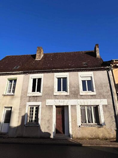 Lanouaille - Maison 6 pièces à vendre