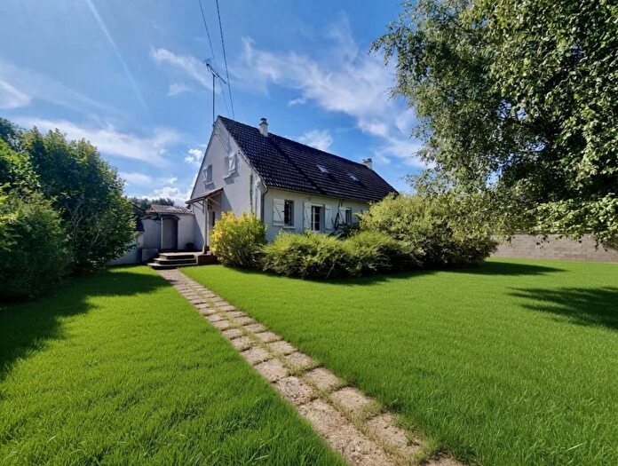 Maison 6 pièces à vendre - Saint-Pierre-lès-Nemours
