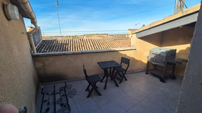 Appartement à louer - Sud, Pont-Saint-Esprit - 2 pièces - 1 chambre