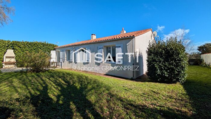 Maison à vendre - Luçon - 4 pièces - 3 chambres