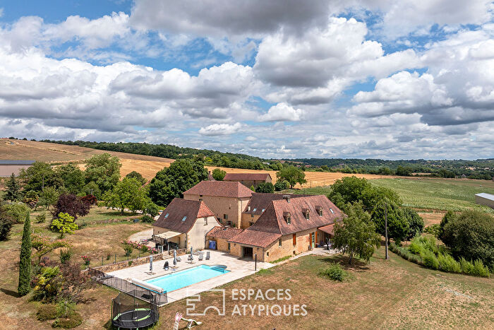 Maison à vendre - Saint-Médard-dExcideuil - 17 pièces - 11 chambres