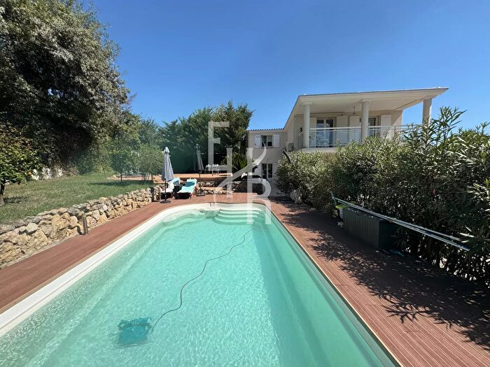 Mougins, Font Neuve, Saint-Basile, Fontmerle, Nartassière : Maison 4 pièces à vendre