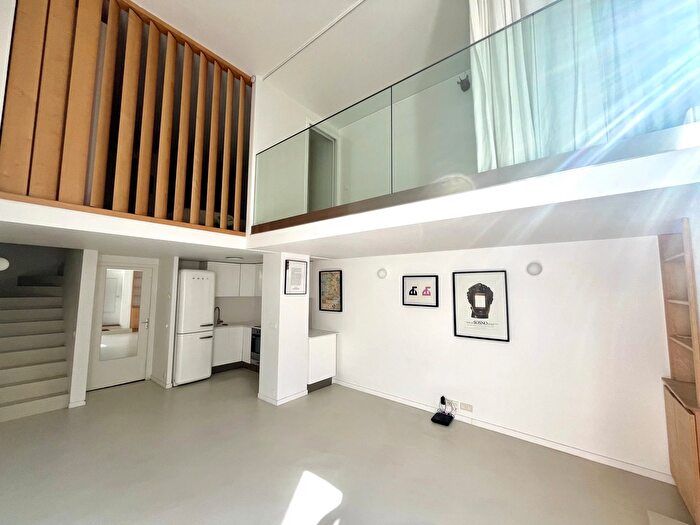 Appartement à louer - Nice, Riquier - 2 pièces - 1 chambre