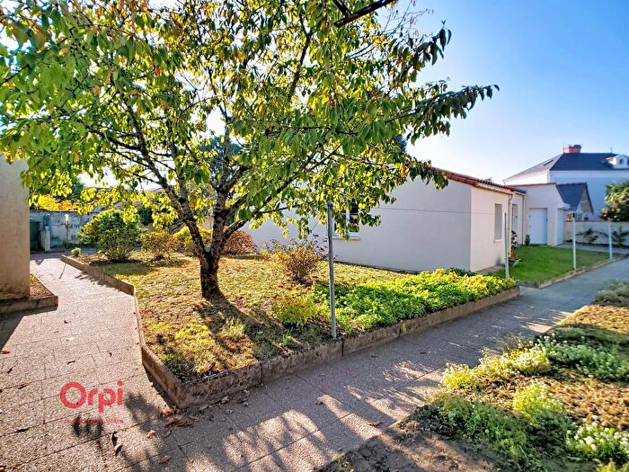 Maison à vendre - Saint-Sébastien-sur-Loire, Ouest - 4 pièces - 3 chambres