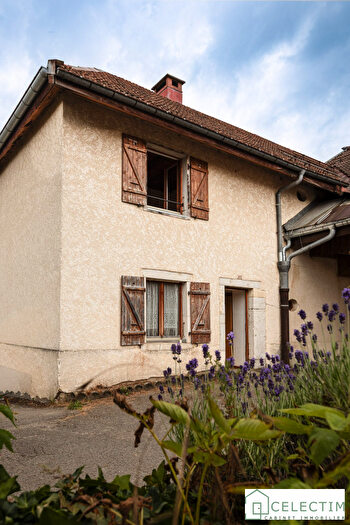 Maison 5 pièces à vendre à Malbuisson