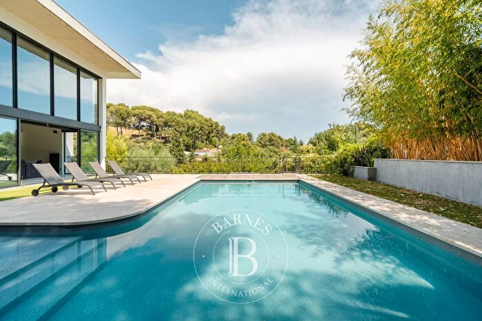Maison 7 pièces à Marseille 11ème, Les Accates, à vendre