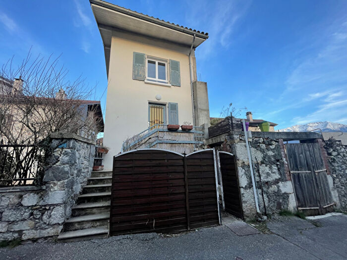 Maison à vendre - Crolles - 3 pièces - 2 chambres