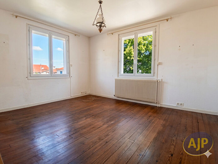 Maison 3 pièces à Saintes, Saint-Sorlin, La Récluse, à vendre