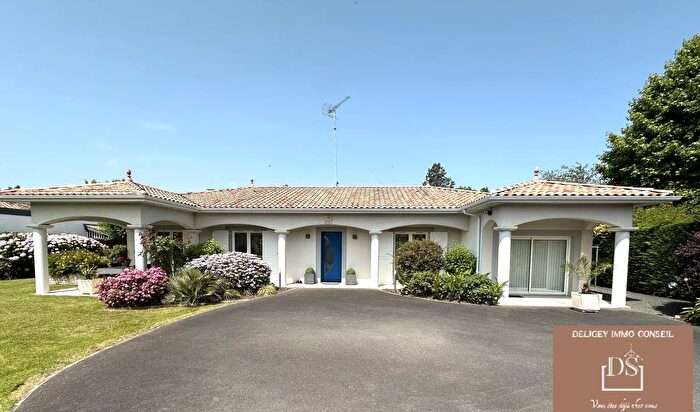 Maison à vendre - Gujan-Mestras, Mestras - 6 pièces - 4 chambres