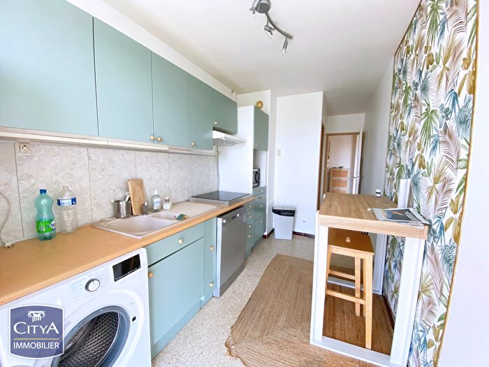 Appartement 4 pièces à vendre - Aix-en-Provence, Val Saint-André