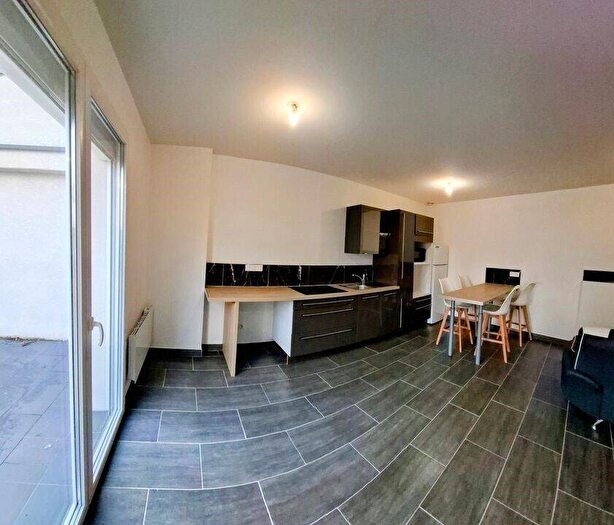 Appartement 2 pièces à Arsenal, Roanne, à louer
