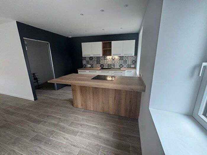 Appartement à louer - Feurs - 4 pièces - 3 chambres