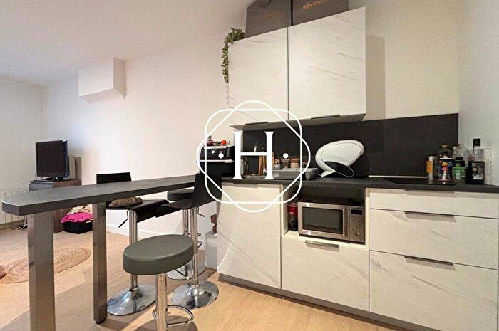 Appartement à louer - Bourg-en-Bresse - 1 pièce