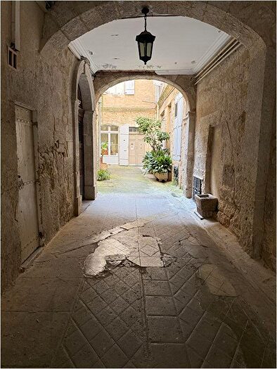 Béziers, Centre-ville, Palais des Congrès, Garibaldi, Gambetta - Appartement 3 pièces à louer