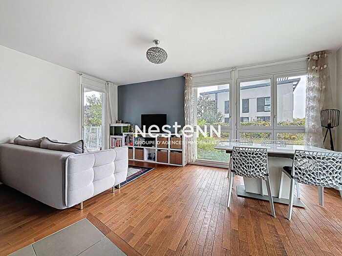 Appartement à vendre - Issy-les-Moulineaux, Les Epinettes, Le Fort, Les Hauts dIssy - 4 pièces - 3 chambres