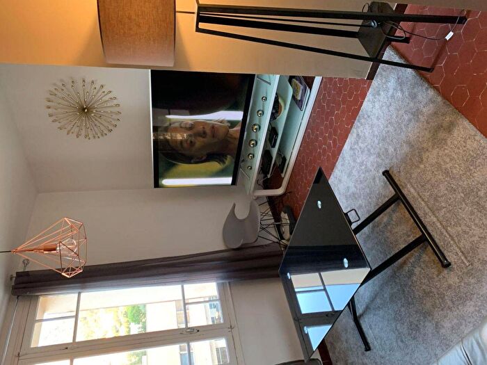 Appartement à louer - Toulon - 2 pièces - 1 chambre