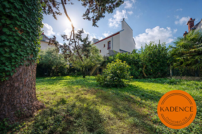 Maison à vendre - Quartiers Sud-Ouest, La Madeleine - 12 pièces - 8 chambres
