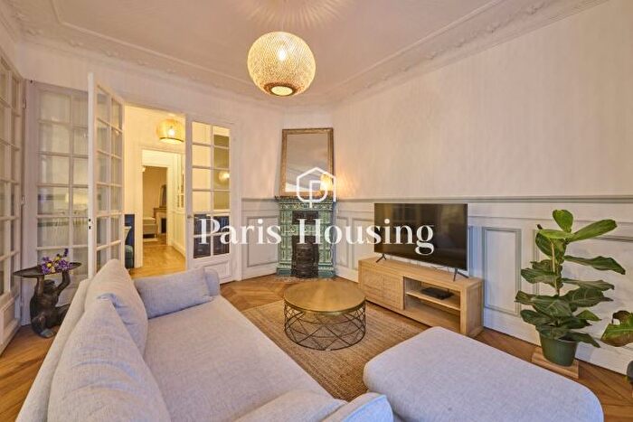 Appartement à louer - Paris e , Jules Joffrin - 4 pièces - 2 chambres