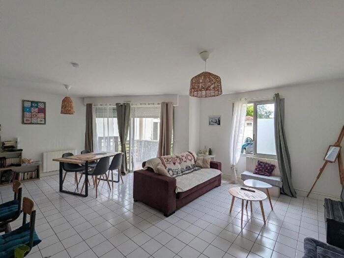 Appartement 4 pièces à louer à Cognac, Centre-ville, Gare