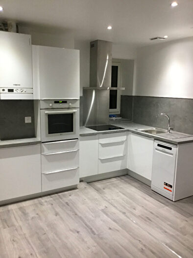 Appartement à louer - Auxerre, Centre-ville - 3 pièces - 2 chambres