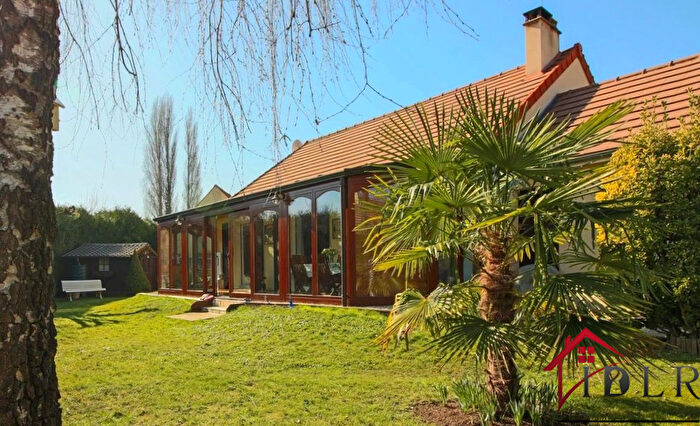 Maison à vendre - Servon - 5 pièces - 4 chambres