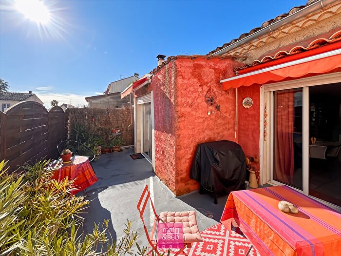 Appartement à vendre - Lunel, Centre-ville, Gare - 5 pièces - 3 chambres