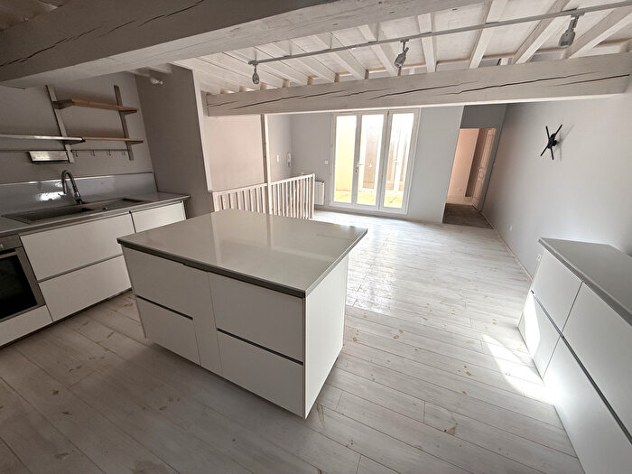 Pezens : Maison 4 pièces à louer