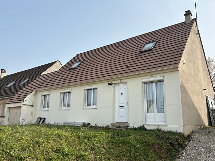 Maison à vendre - Compiègne - 7 pièces - 5 chambres