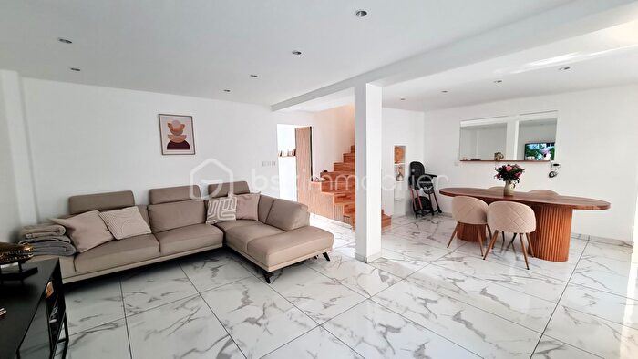 Maison à vendre - Claye-Souilly - 5 pièces - 4 chambres