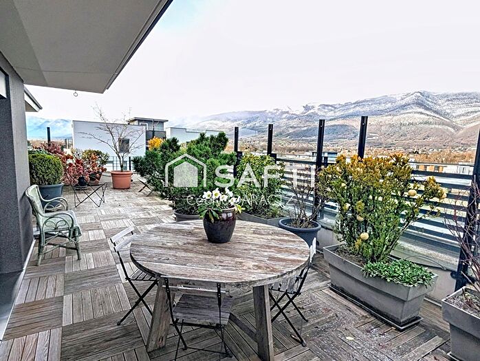 Appartement à vendre - Saint-Genis-Pouilly - 6 pièces - 4 chambres