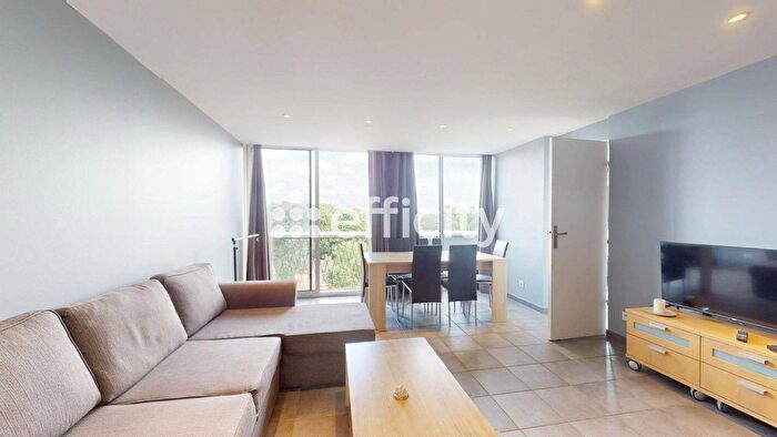 Appartement 4 pièces à louer - Les Essarts, Bron