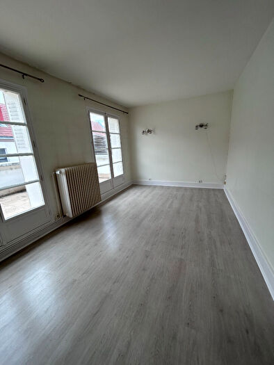 Moulins, Centre-ville : Appartement 3 pièces à louer