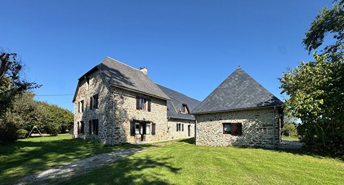 Maison à vendre - Saint-Étienne-aux-Clos - 6 pièces - 3 chambres