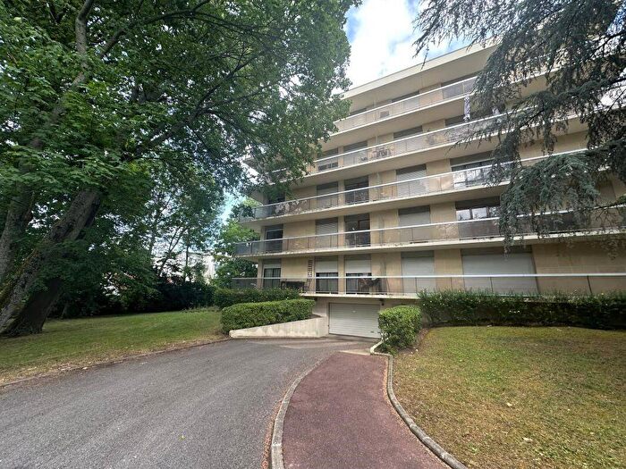 Appartement 4 pièces à Les bords de l'Yerres, Brunoy, à louer