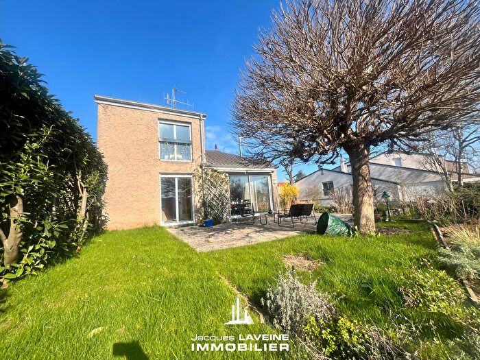 Maison 6 pièces à Marly, à vendre