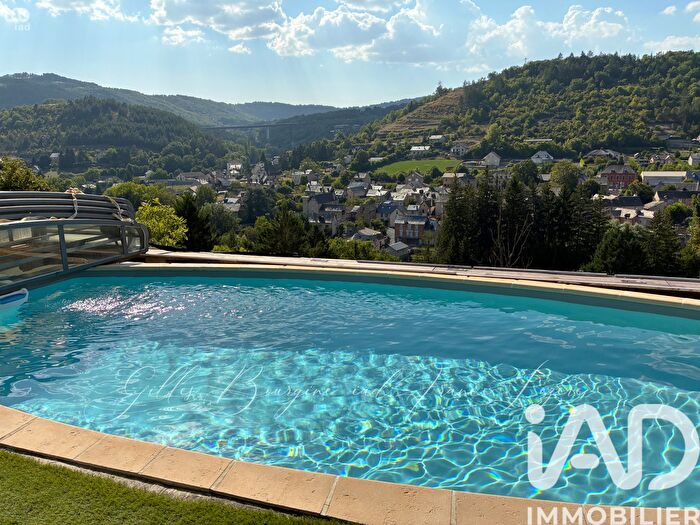Maison à vendre - Le Monastier-Pin-Moriès - 6 pièces - 5 chambres