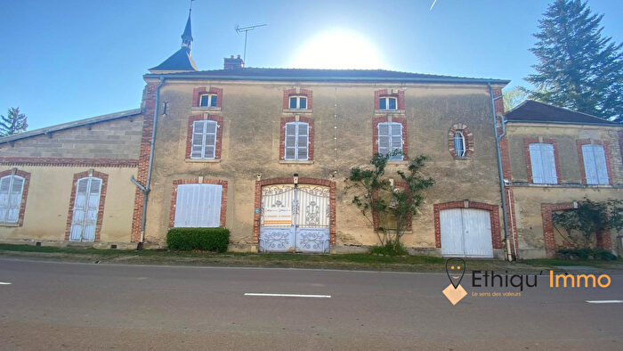 Maison 7 pièces à vendre - Soulaines-Dhuys