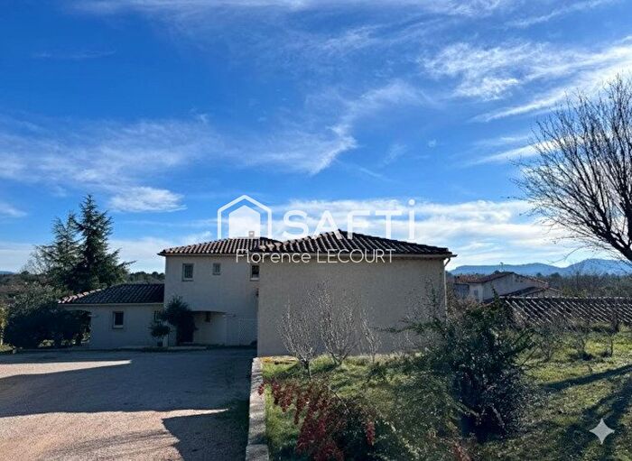 Maison à vendre - Saint-Maximin-la-Sainte-Baume, Centre-ville - 5 pièces - 4 chambres