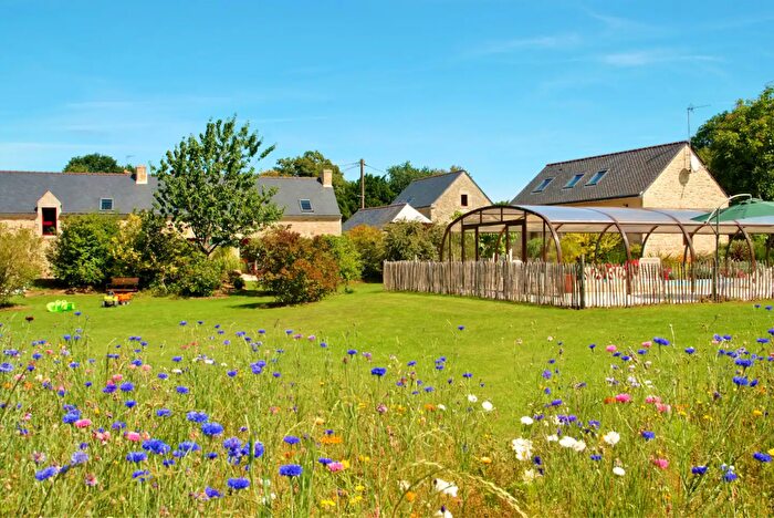 Maison à vendre - Baud - 12 pièces - 8 chambres