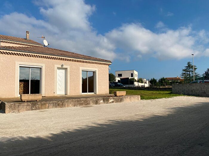 Maison à louer - Beaumont-Monteux - 5 pièces - 4 chambres