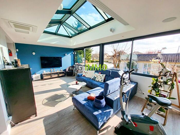 Maison à vendre - Franconville, Stade - 6 pièces - 4 chambres