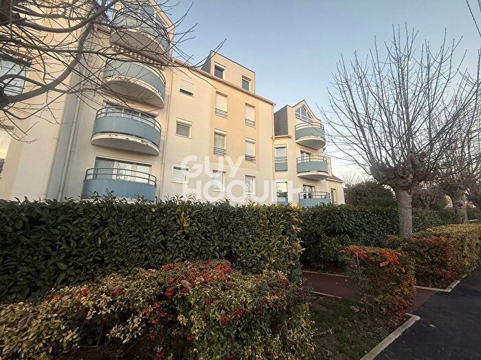 Appartement à louer - Les Blondeaux, LHaÿ-les-Roses - 3 pièces - 2 chambres