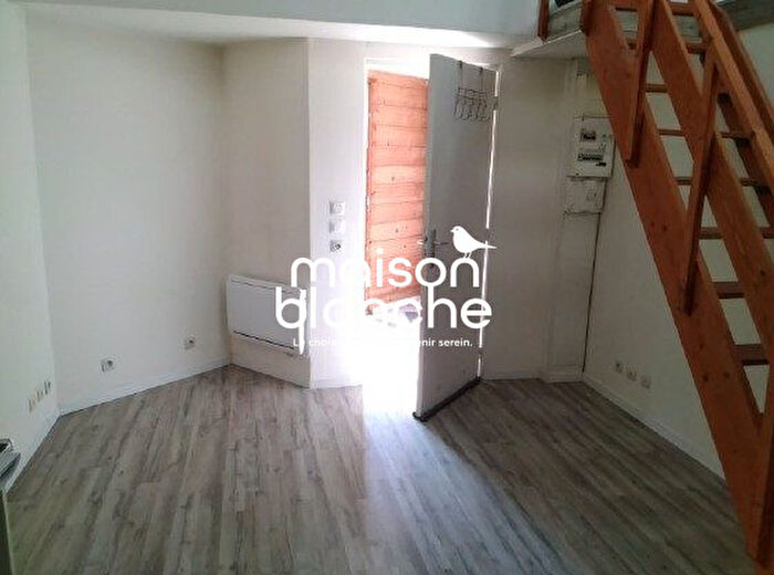 Appartement 1 pièce à louer à Villenave-d'Ornon, Le Pont de la Maye, Canteloup, Madère, Le Béquet