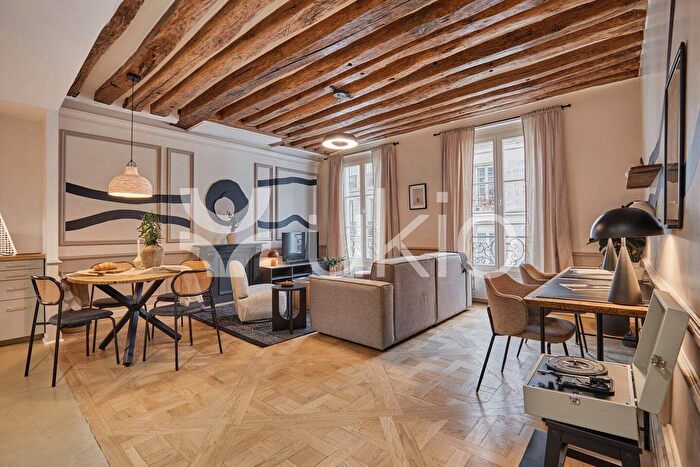 Appartement à louer - Monnaie, Paris ème arrondissement - 3 pièces - 2 chambres