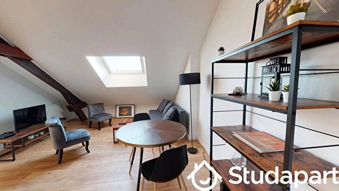 Appartement à louer - Barbâtre-Saint Remy-Verrerie, Reims - 3 pièces - 2 chambres