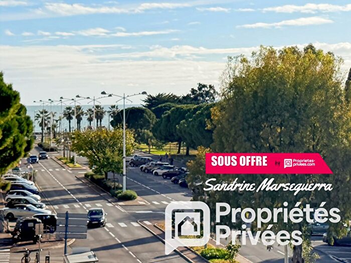 Appartement à vendre - Cagnes-sur-Mer, La Gare, Les Plans, Hippodrome - 3 pièces - 2 chambres