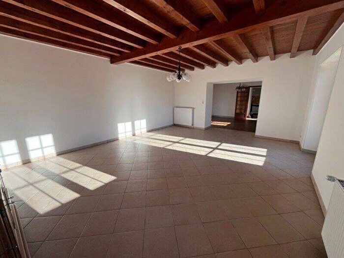 Maison à louer - Firbeix - 4 pièces - 3 chambres